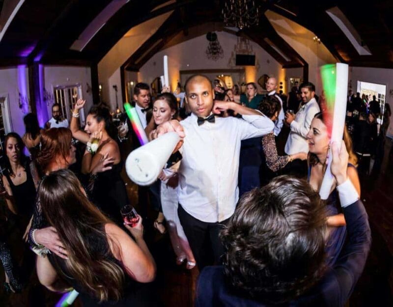 Richmond Wedding DJs & Photo Booth | Bunn DJ Company